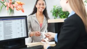 Branch Banking Advantages and Disadvantages - The Business Blaze
